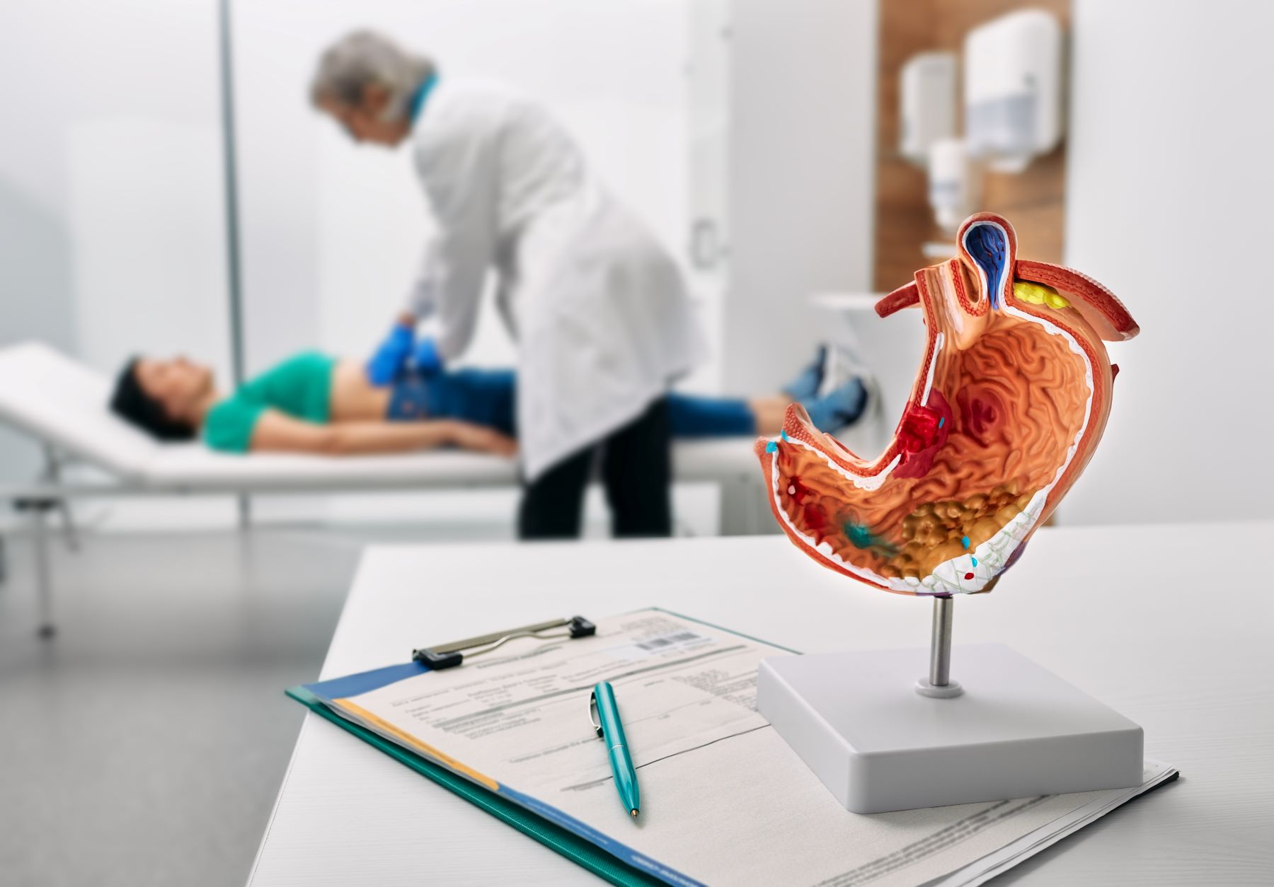 Gastrita: cauze, factori de risc, simptome si remedii